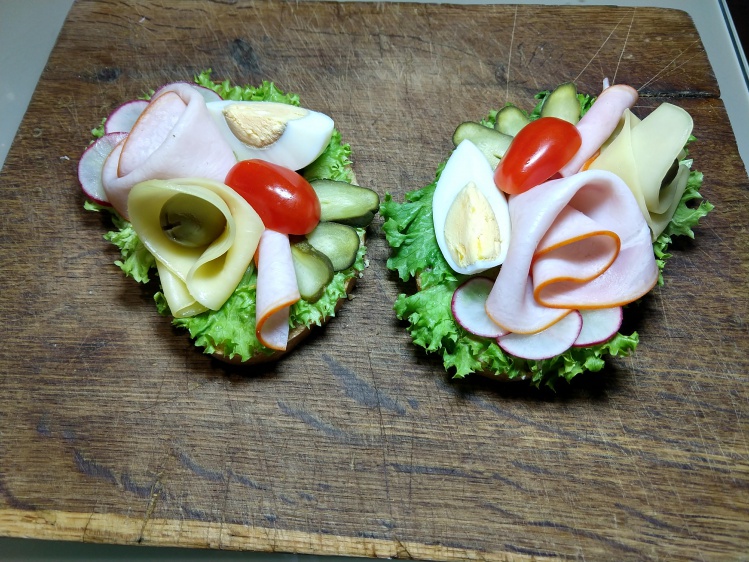 Chlebíčky - Žilinské chlebíčky | jednohubky, obložené misy a chlebíčky ...